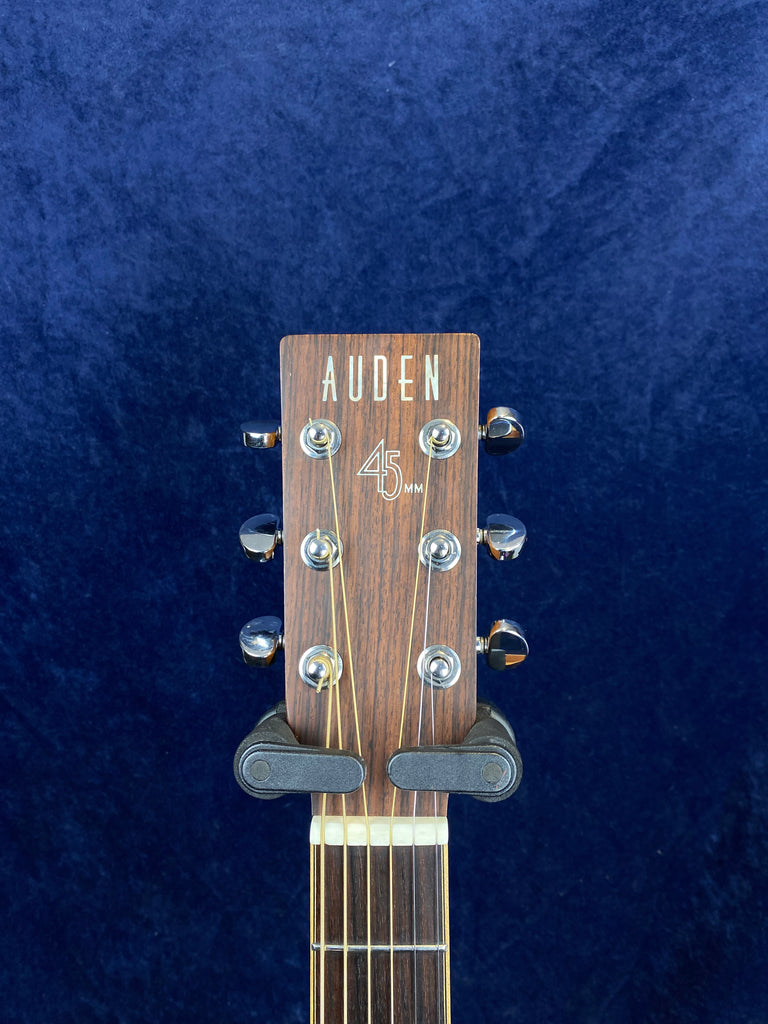 Auden Neo Chester Cutaway 45mm Nut Brad Clark in Cedar/Mahogany Pre-ow