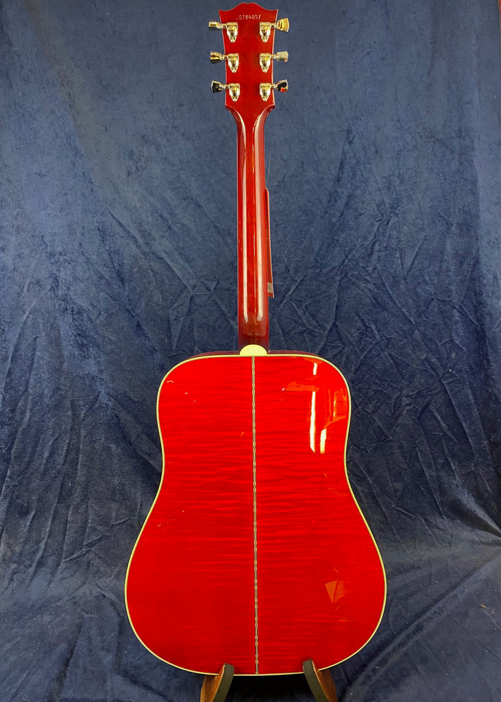 Gibson Dove Original in Vintage Cherry Sunburst
